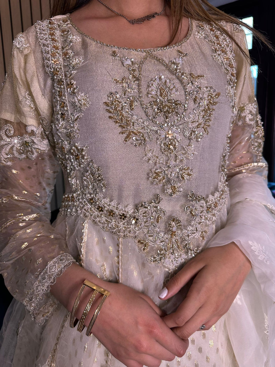 Zahra Rubab - Off White U3-A5 – Zee Boutique