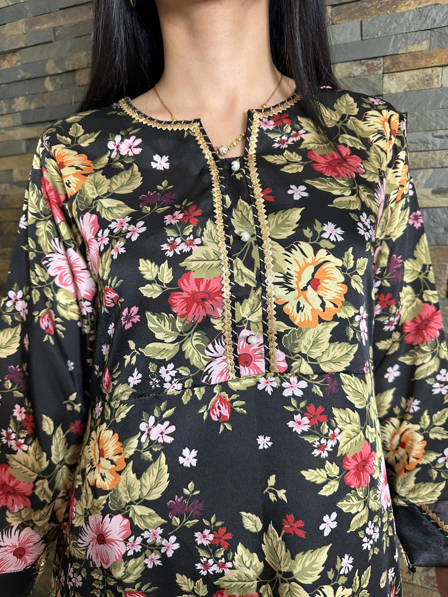 Rozina - Black Floral U1-B5 – Zee Boutique