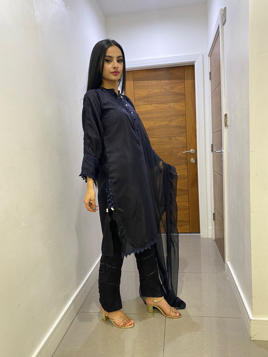 Muqadas - Navy U1-B5 – Zee Boutique